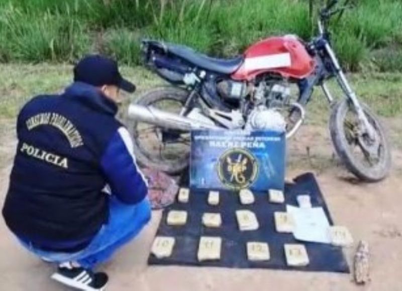 Sáenz Peña Abandonaron Más De Tres Kilos De Marihuana Y La Moto En La