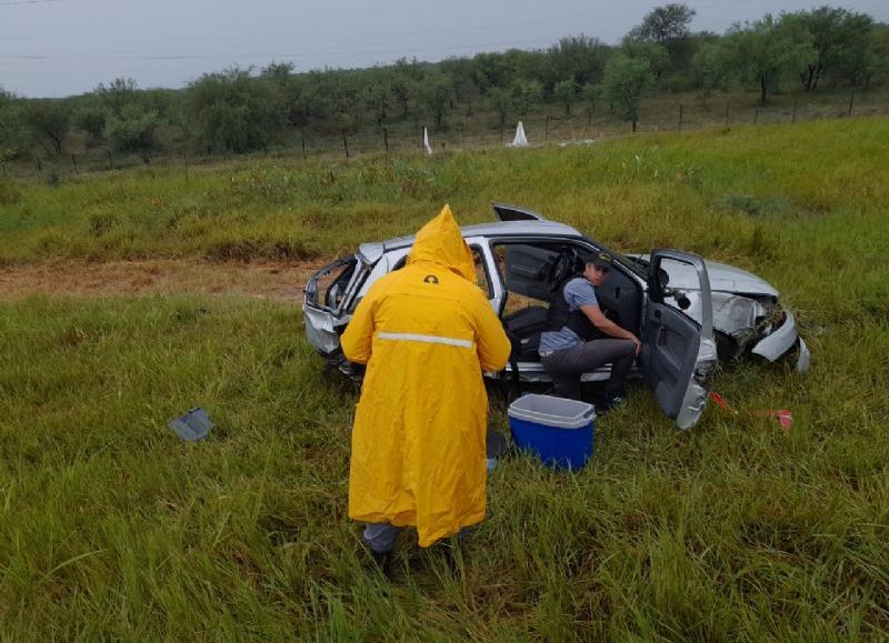 Siniestros viales en Basail y Colonia Aborigen, el agua en la cinta ...