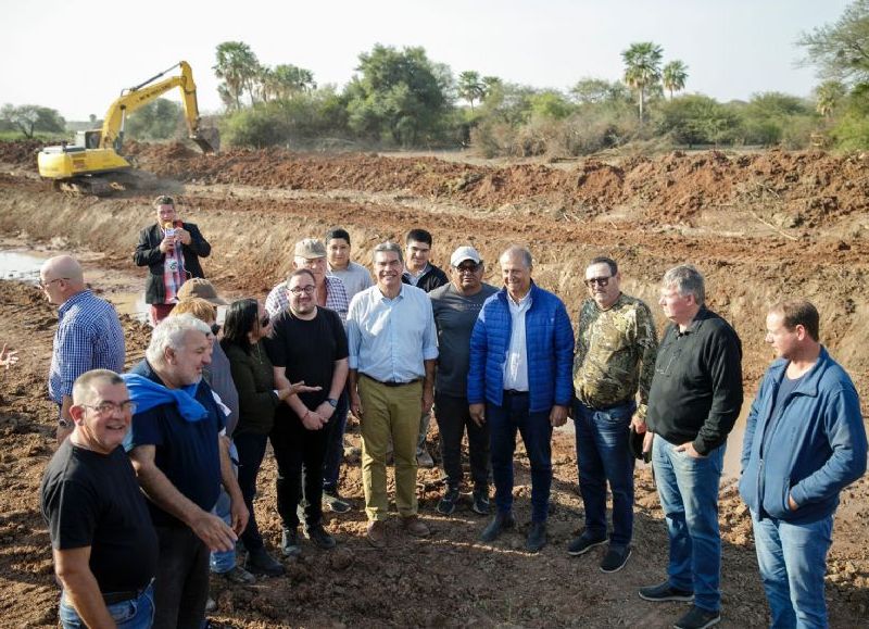 Villa Ángela: Capitanich inauguró más pavimento, supervisó la obra del ...