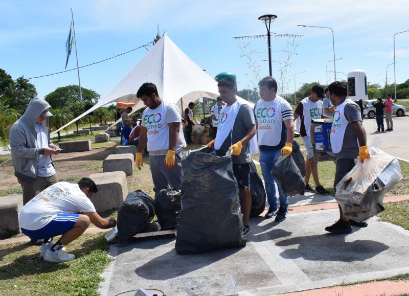 Eco ciudad recicla: la propuesta ambiental comenzó el año con gran ...