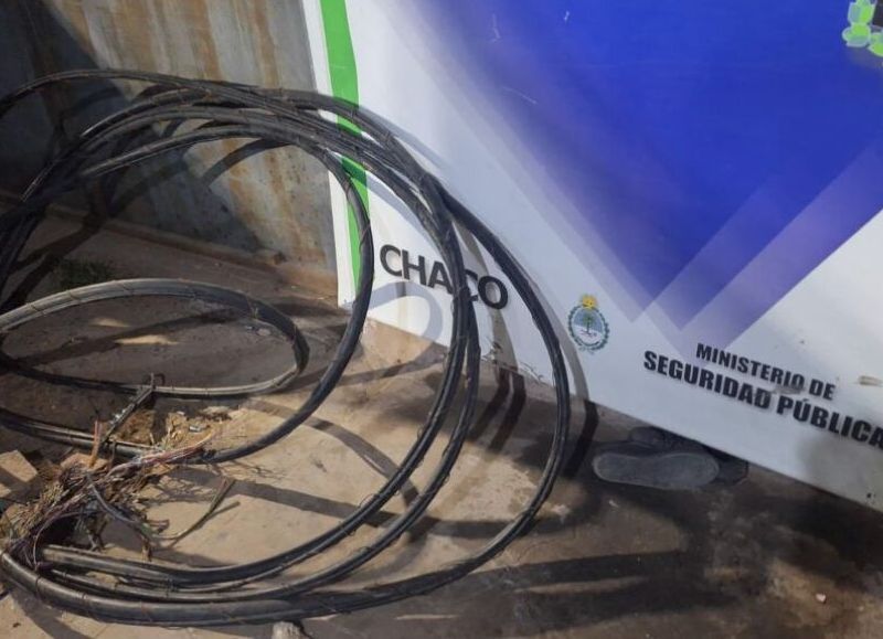Resistencia Detuvieron A Tres Personas Acusadas De Robar Cables