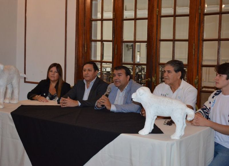 Recordando el 60º aniversario de la muerte del perro Fernando, habrá ...