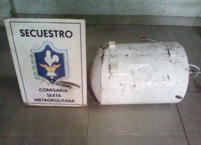 Resistencia: abandonó un termo tanque multi gas al observar a efectivos ...