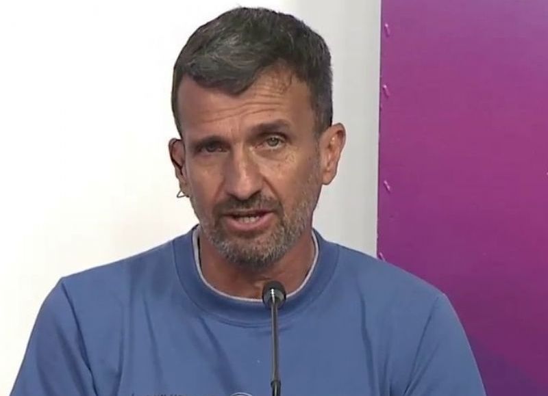 Una gloria del fútbol, que pasa sus días de periodista casi como un ...