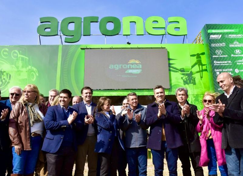 El Gobierno provincial inauguró la 21° Expo Agronea 2024 en Charata