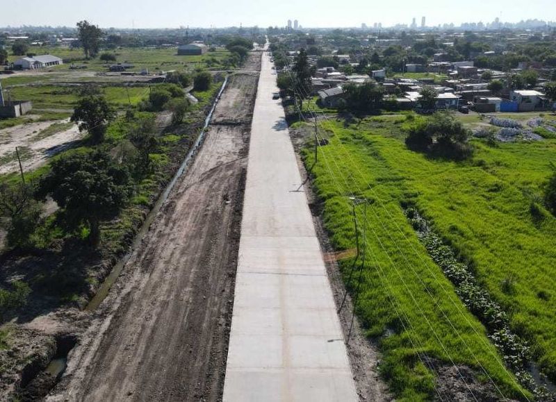 Avanza la pavimentación sobre avenida Mac Lean en Resistencia